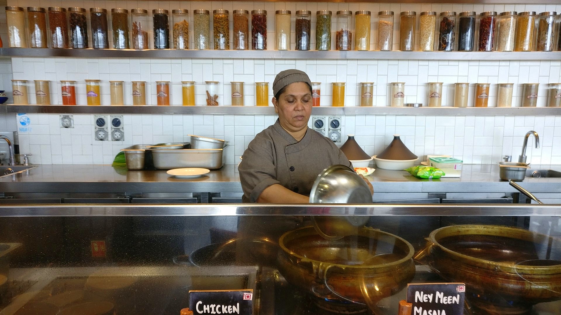 Grand Hyatt Kochi Bolgatty – Cuisine | Currylines – Caroline's